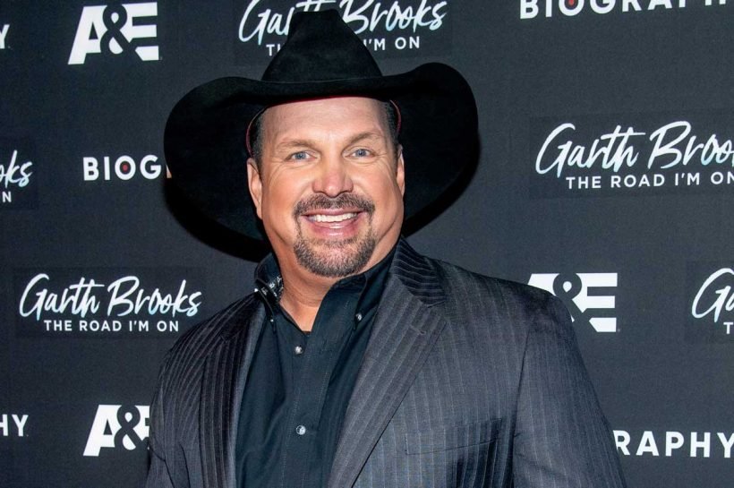 Garth Brooks Net Worth, How Much Did He Earn? Garth Brooks Net Worth, How Much Did He Earn?