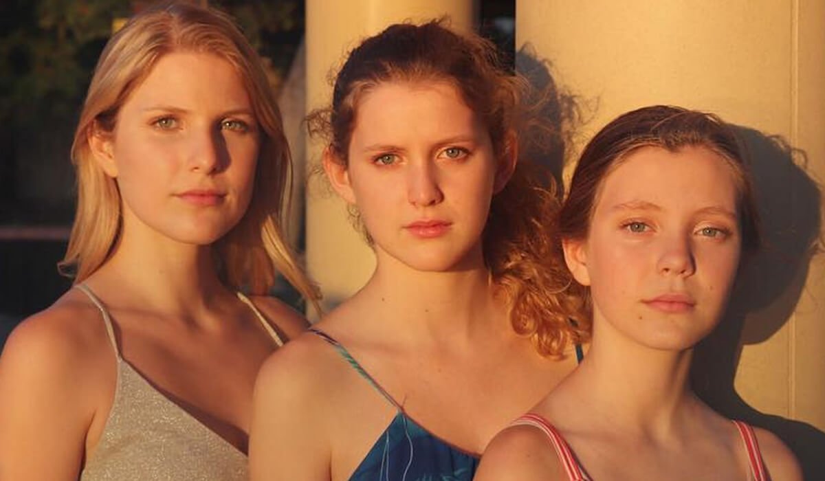 Isabella Louise Astin, Daughter Of Sean Astin