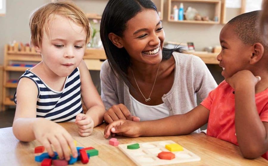 How to Become an Accredited Child Care Worker?