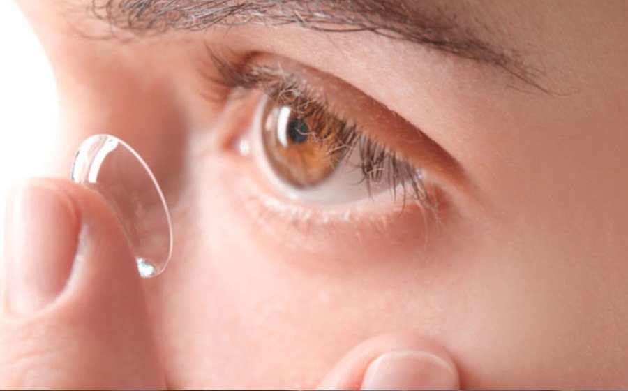 Choosing the Right Contact Lens for Your Lifestyle: 5 Tips