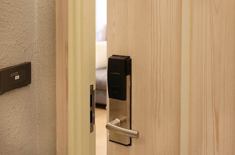 Key Considerations for Upgrading Hotel Door Lock Systems